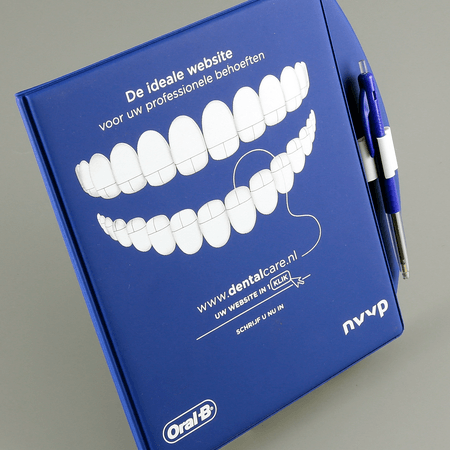 Custom Made Folders – Vinya